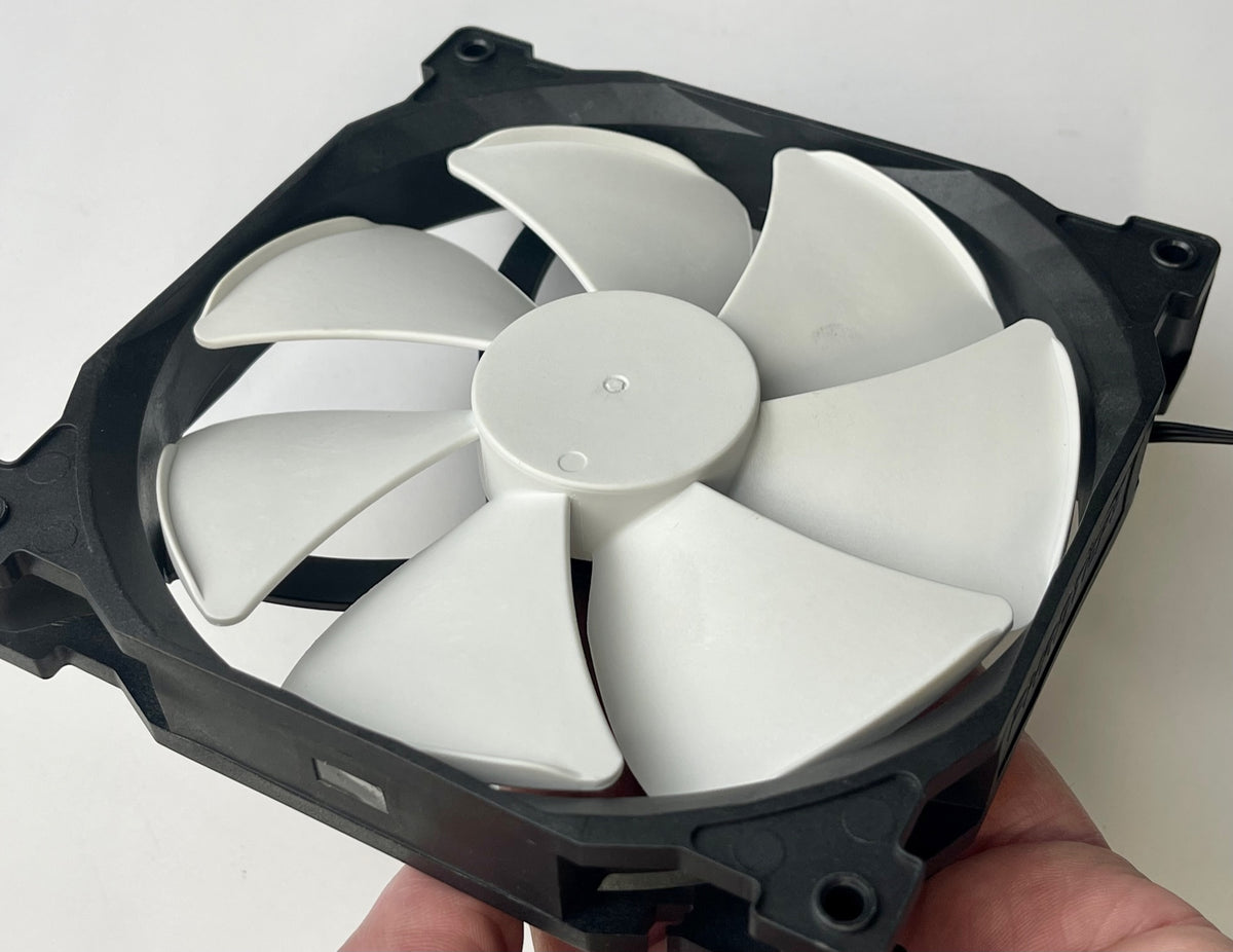 Phanteks PH-F140MP BK02 R 140mm, 3 pin Case Cooling Enthoo Primo Fan ...