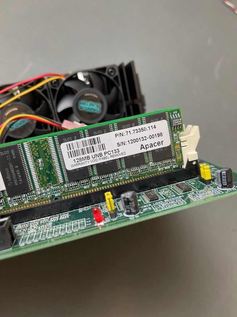 EPOX EP-7KXA SLOT-A Motherboard with AMD-K7 Athlon 600mhz CPU & 256 MB ...