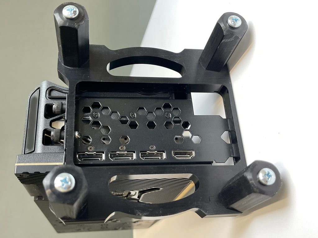 Mnpctech 4090, 4080, 4070, 5070, 5080, 5090 Stage 2 Vertical Video Car